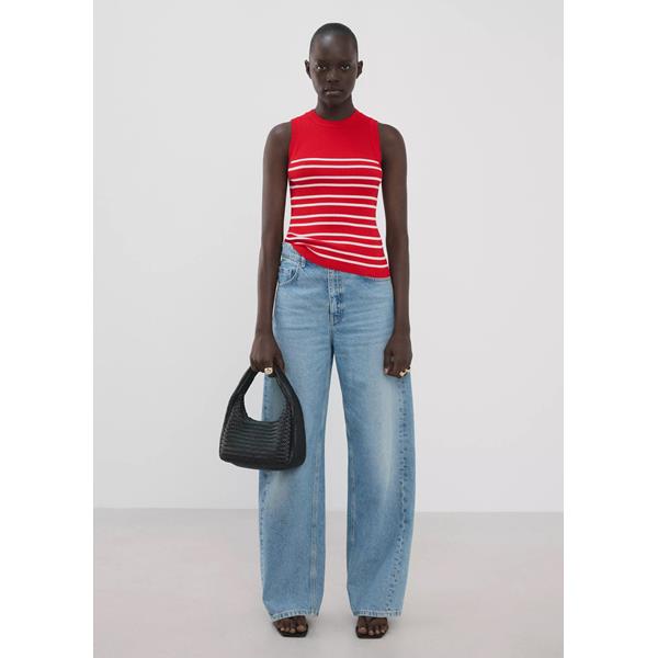 TOP CHICLET BRIGHT RED | Gibbons